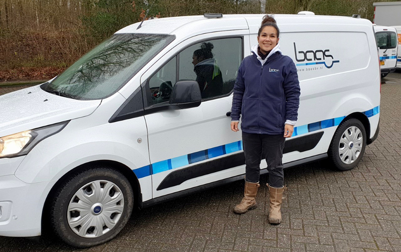 Baas B.V. monteurs volgen training Installatie laadpalen | Dirksen ...